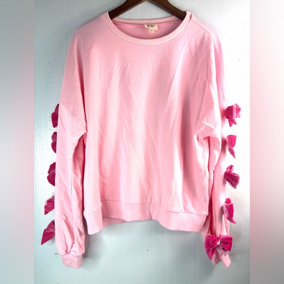 BiBi | Tops | Bibi 2x Pink Velvet Bow Sweatshirt | Poshmark